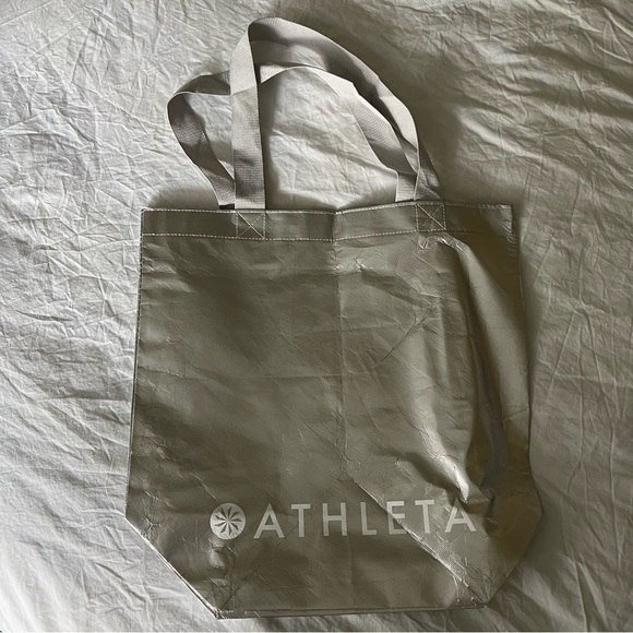Athleta | Bags | Reusable Silver Athleta Bag | Poshmark